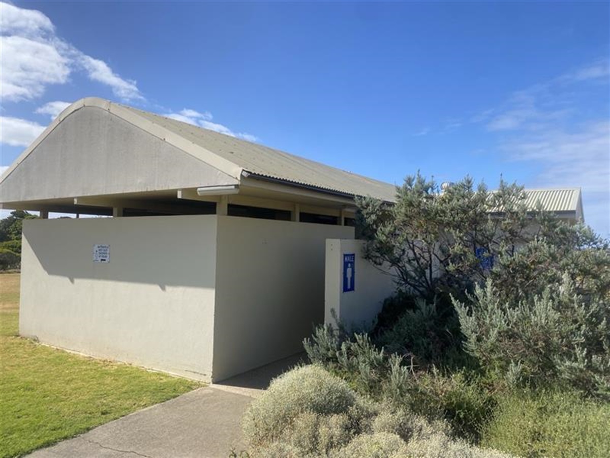 Peterborough Foreshore Toilet Great Ocean Road Coast and Parks Authority