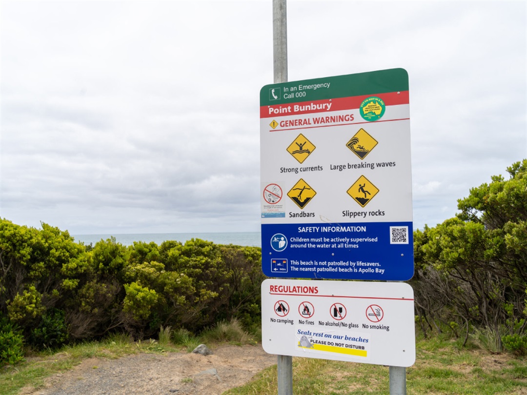 Regulation 36 - Prohibiting-glass Great Ocean Road Coast and Parks ...