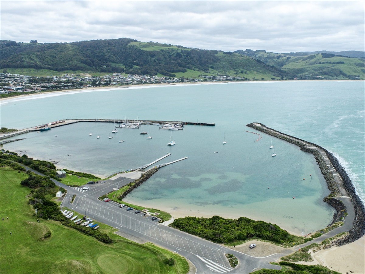 Community Helping Shape Apollo Bay Harbour Great Ocean Road Coast and ...